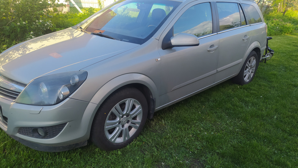 Opel Astra H 1.6 бензиновый 2008 | на DRIVE2