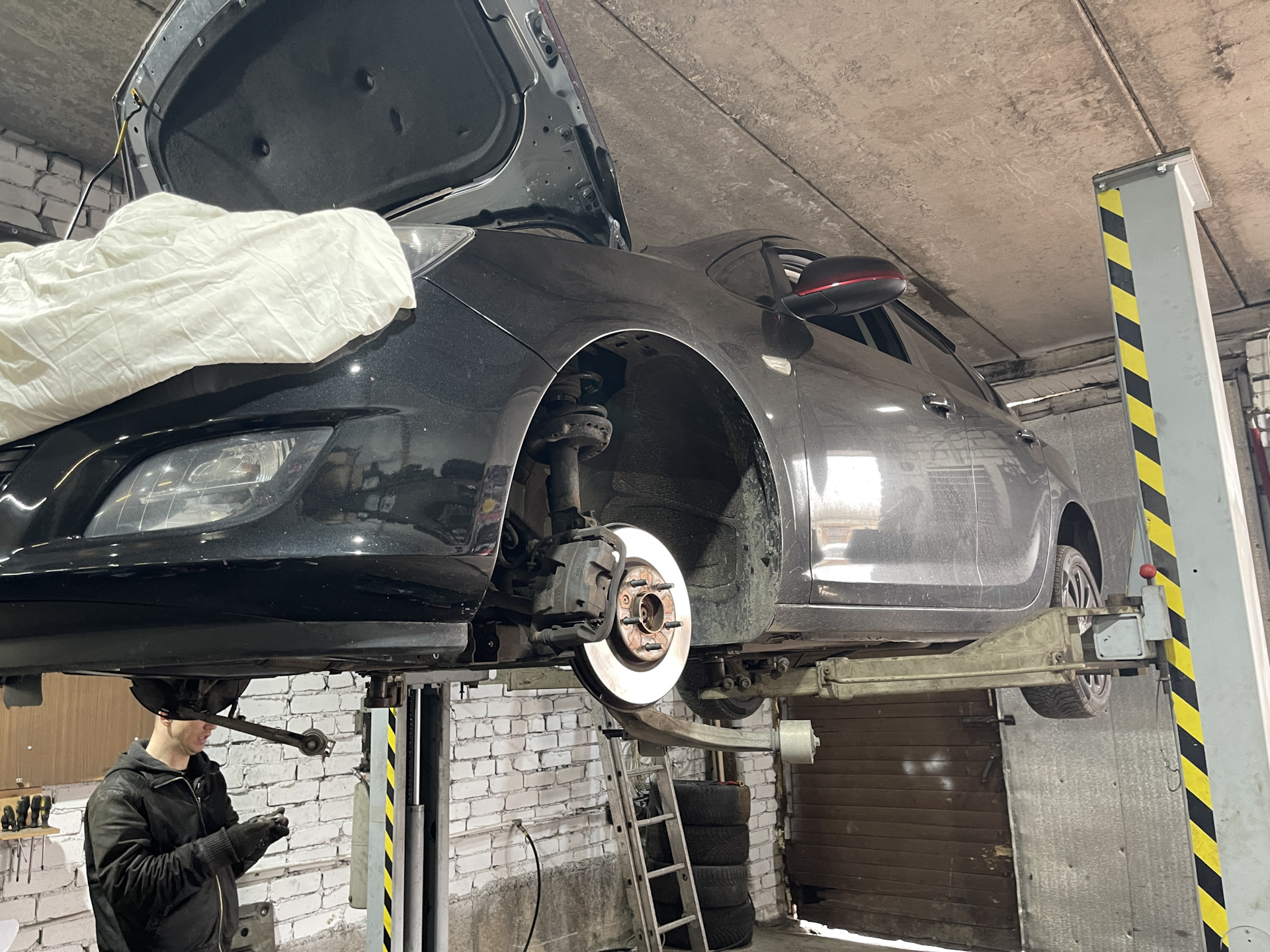 Датчик + сальник коленвала опель астра j 2011, 1.6 турбо — Opel Astra J ...
