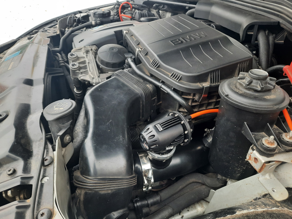 e60 n54 charge pipe + blow off hks (очкоэс) — BMW 5 series (E60), 3 л ...