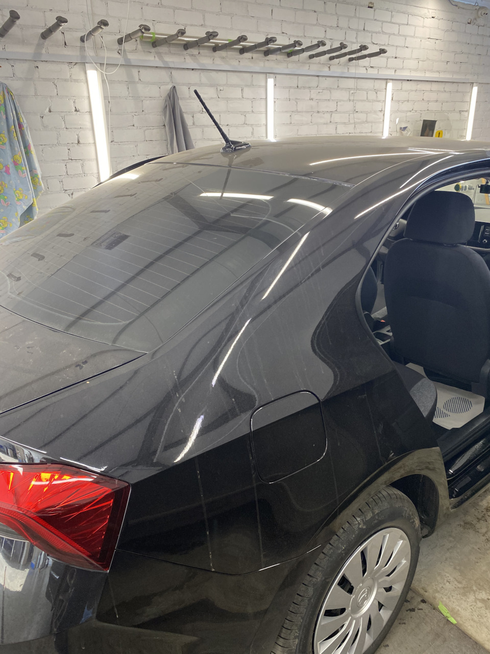 Тонировка задняя полусфера — Skoda Rapid (2G), 1,6 л, 2020 года ...