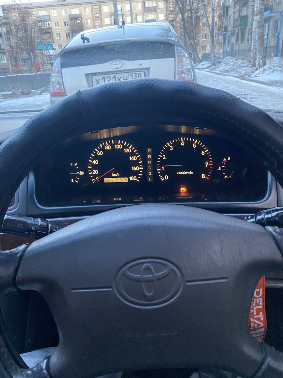Красные стрелки приборной панели — Toyota Cresta (100), 2,5 л, 1998 ...