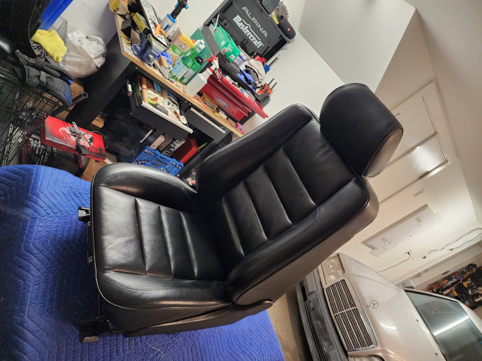 Передние сиденья Recaro — Mercedes-Benz E-Class (W124), 5 л, 1995 года ...