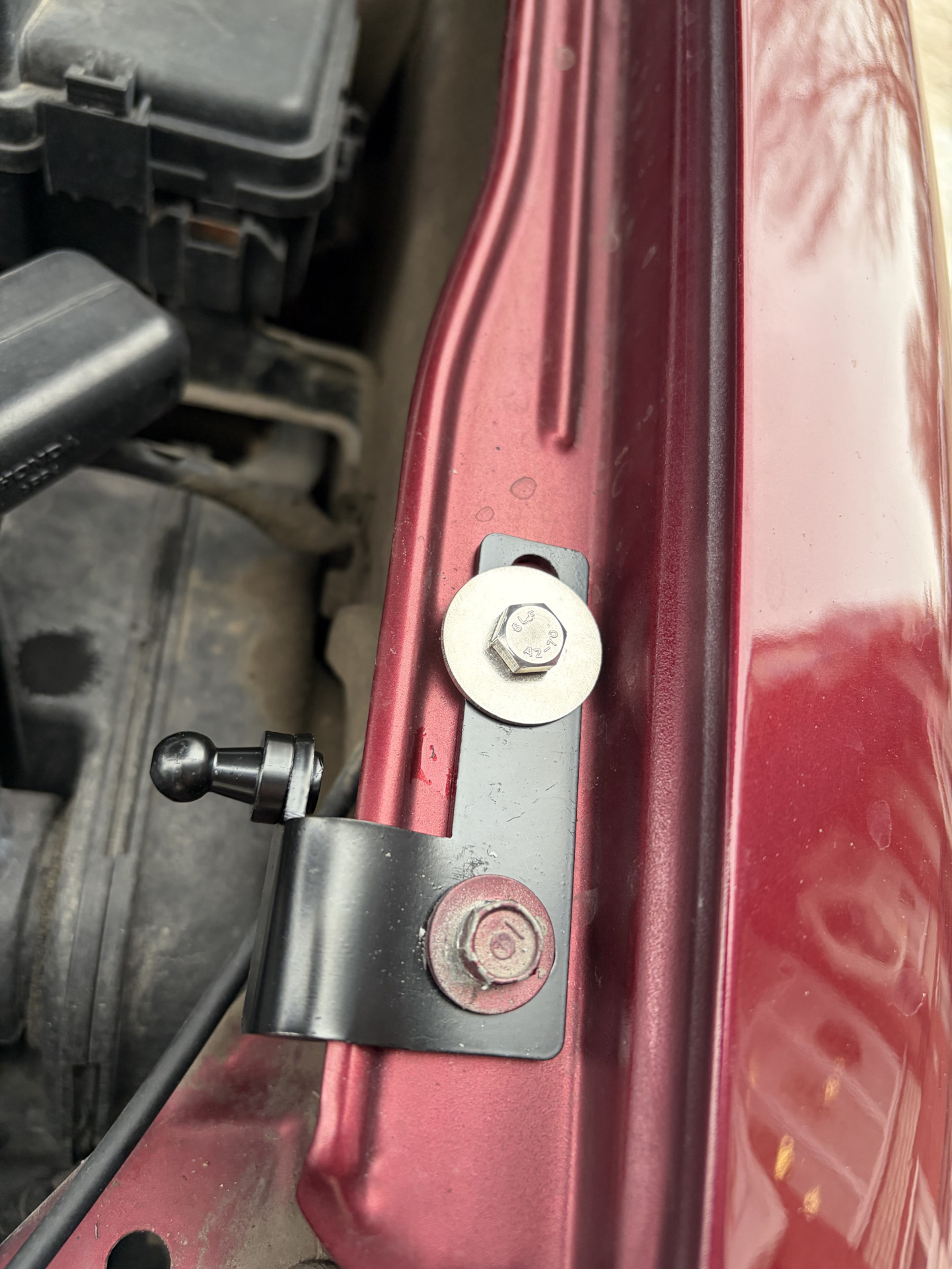 Газовые упоры капота — Honda Element, 2,4 л, 2007 года | аксессуары ...