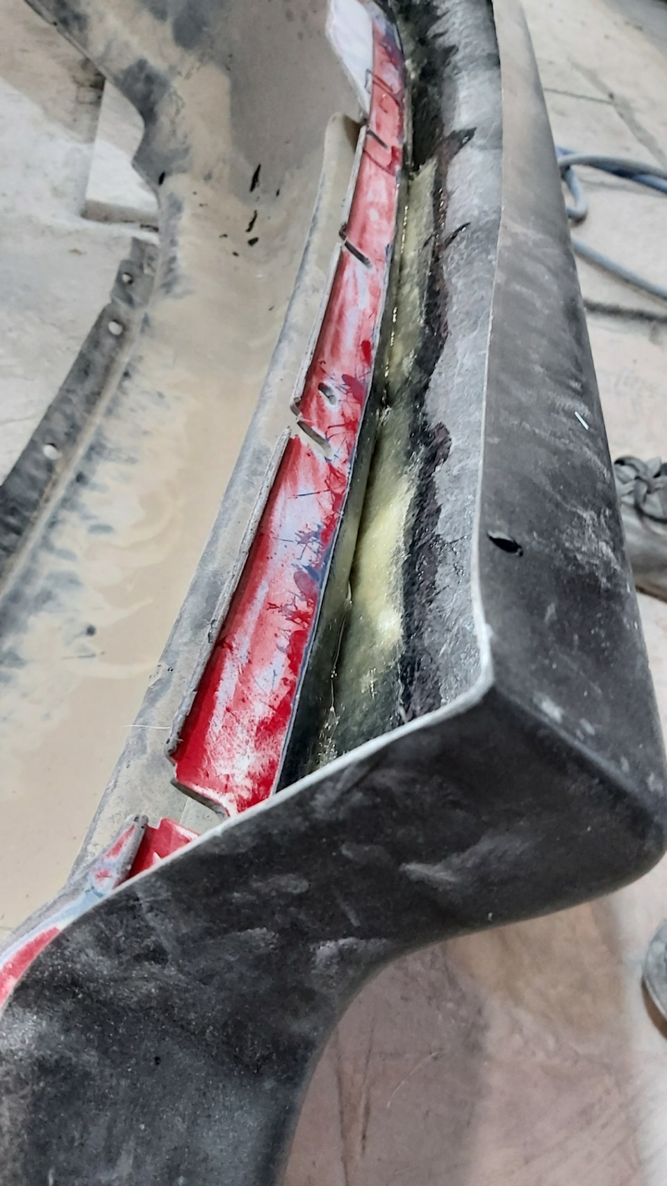 Компенсатор потерь KL-500, рация Optim Voyager и антена Sirio 5000 — Lada Vesta, 1,6 л, 2016 ...