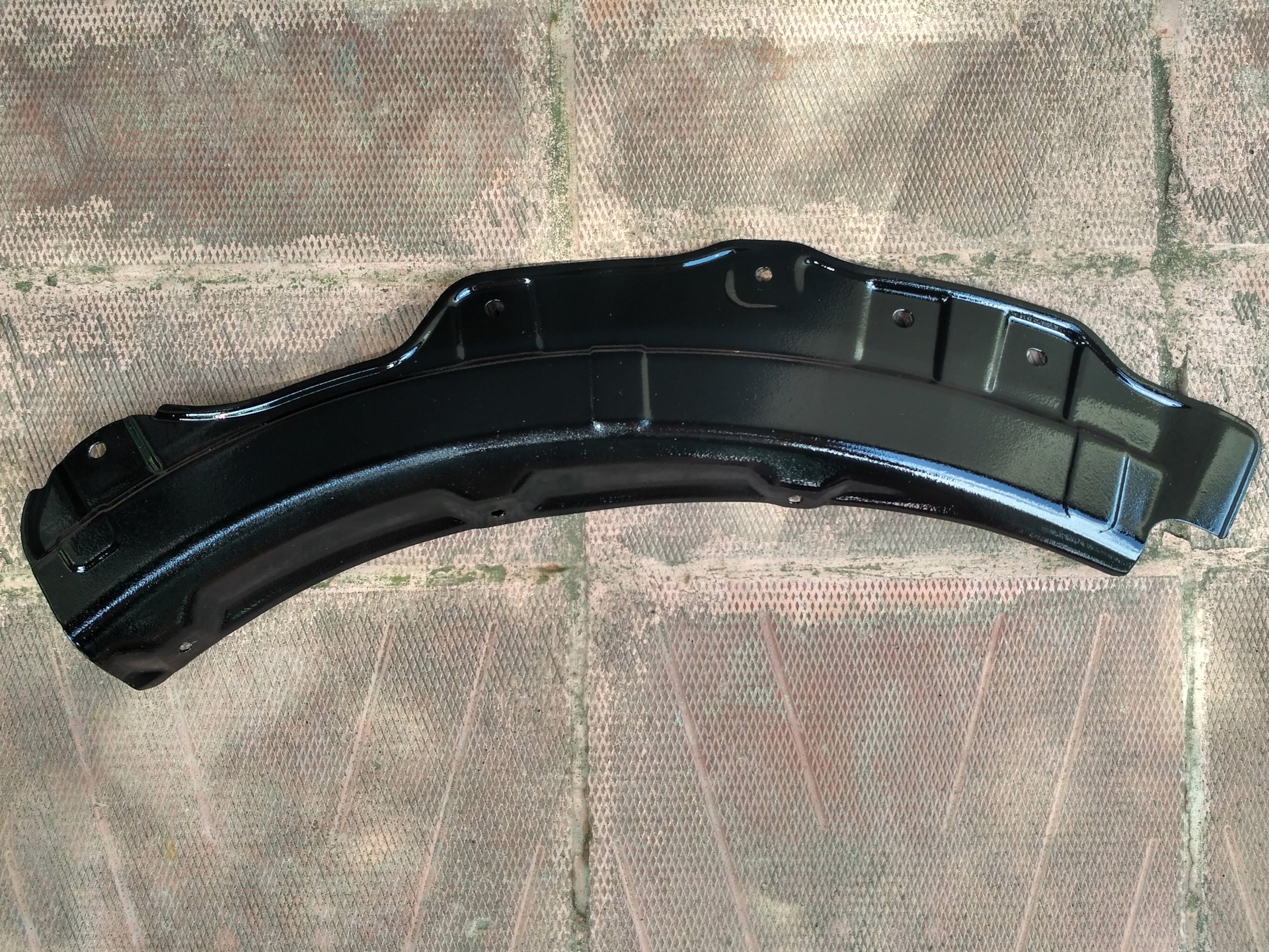 Восстановление ЛКП кронштейна расширителя крыла (накладка задней двери ...