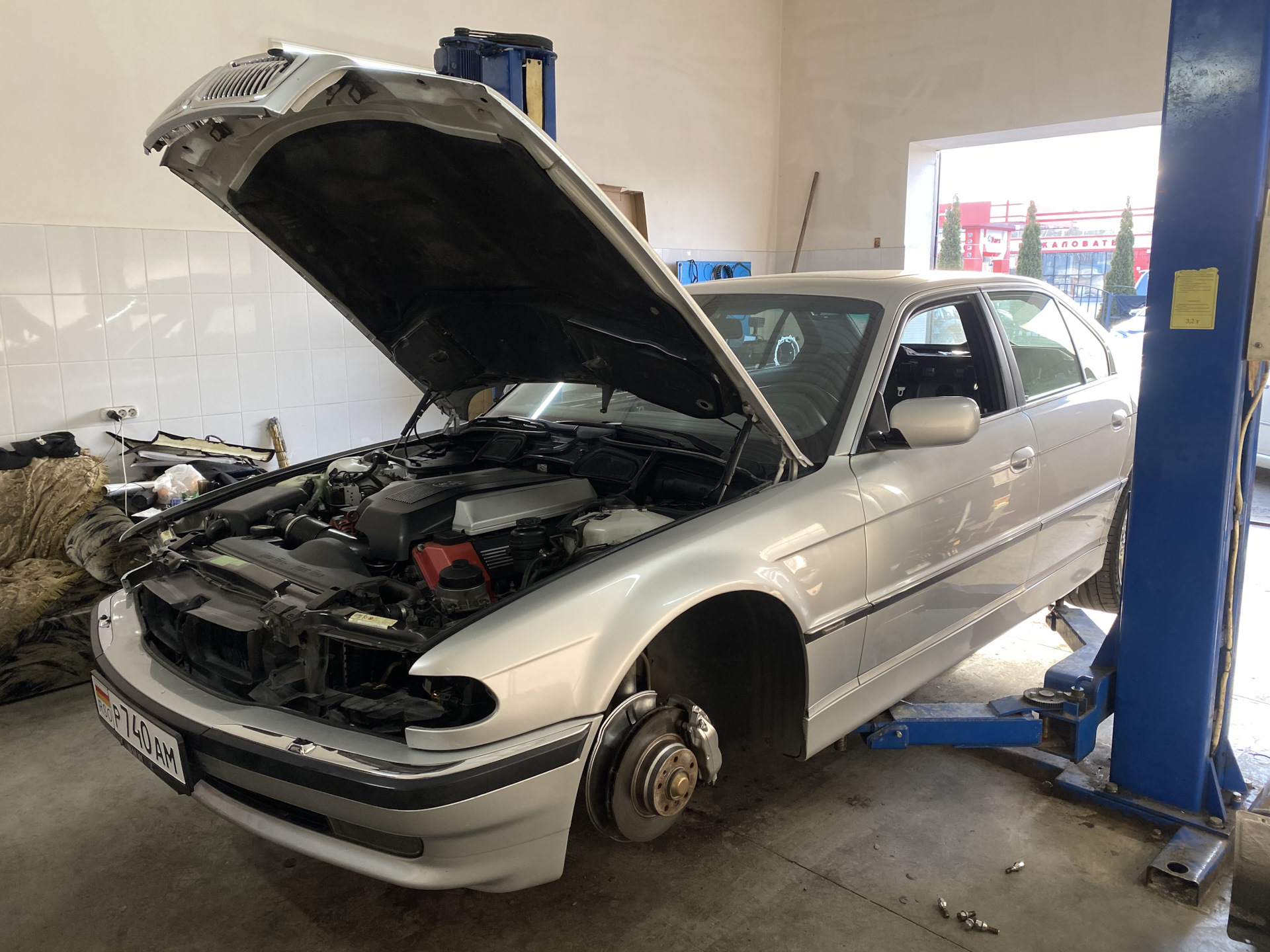 H&R -35mm — BMW 7 series (E38), 3,5 л, 2001 года | своими руками | DRIVE2