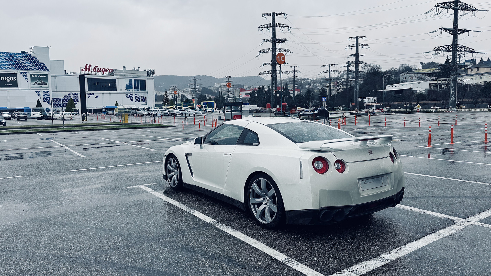 Поездка на чилле — Nissan GT-R (R35), 3,8 л, 2010 года | покатушки | DRIVE2