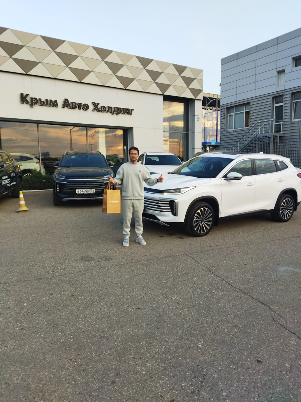 Exeed TXL Business 1.6T, 7DCT, 4WD. — Ford C-Max I, 1,8 л, 2008 года | покупка машины | DRIVE2