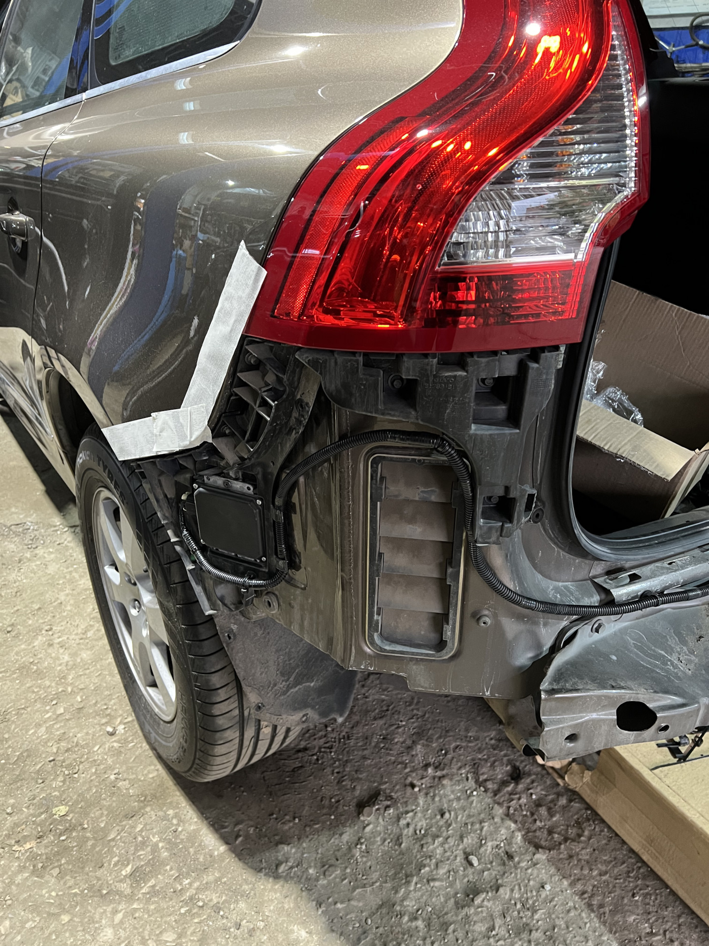 Установка Blis — Volvo XC60 (1G), 2,4 л, 2014 года | тюнинг | DRIVE2