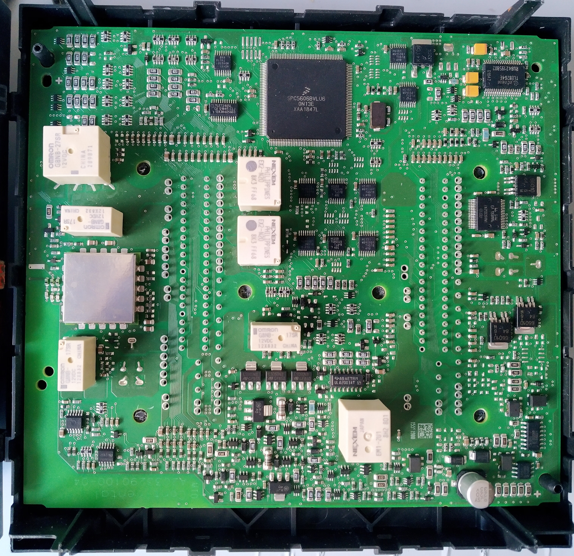 Сравнение внутреннего мира BCM 6R0 937 087 R и 7E0 937 090 D — Skoda ...