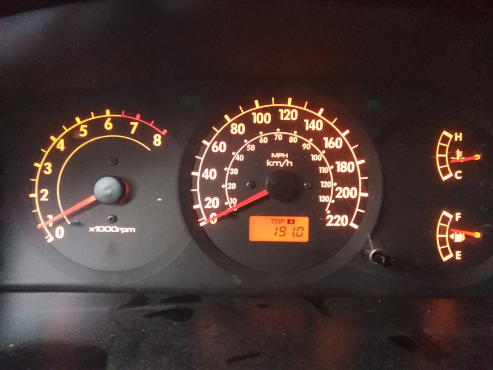 Замена ламп подсветки доски приборов — KIA Spectra, 1,6 л, 2007 года ...