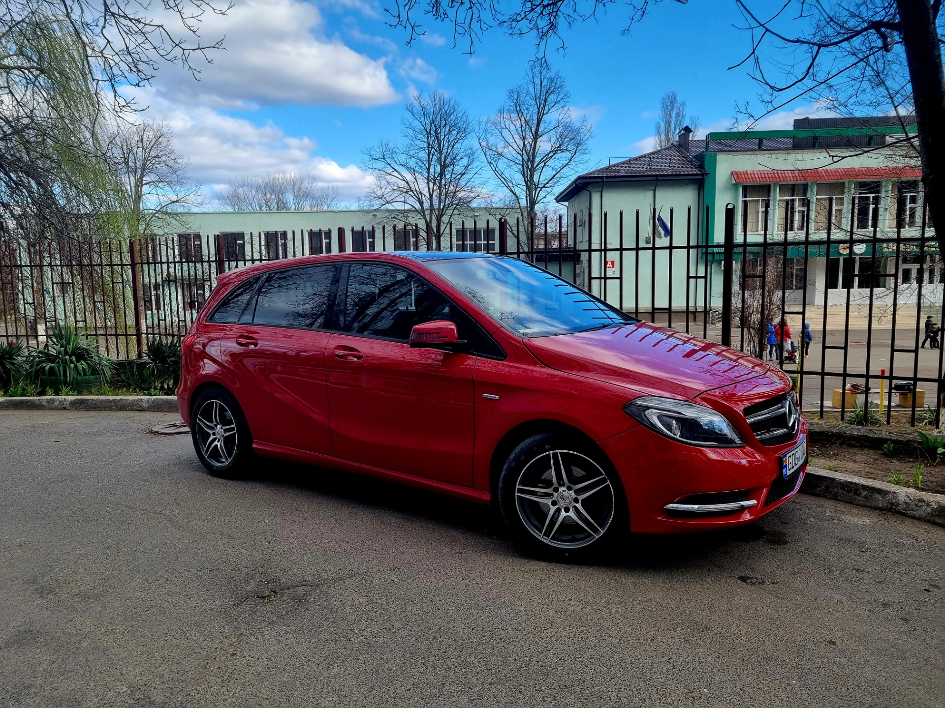 Наконец-то лето =) — Mercedes-Benz B-Class (W246), 1,6 л, 2012 года ...