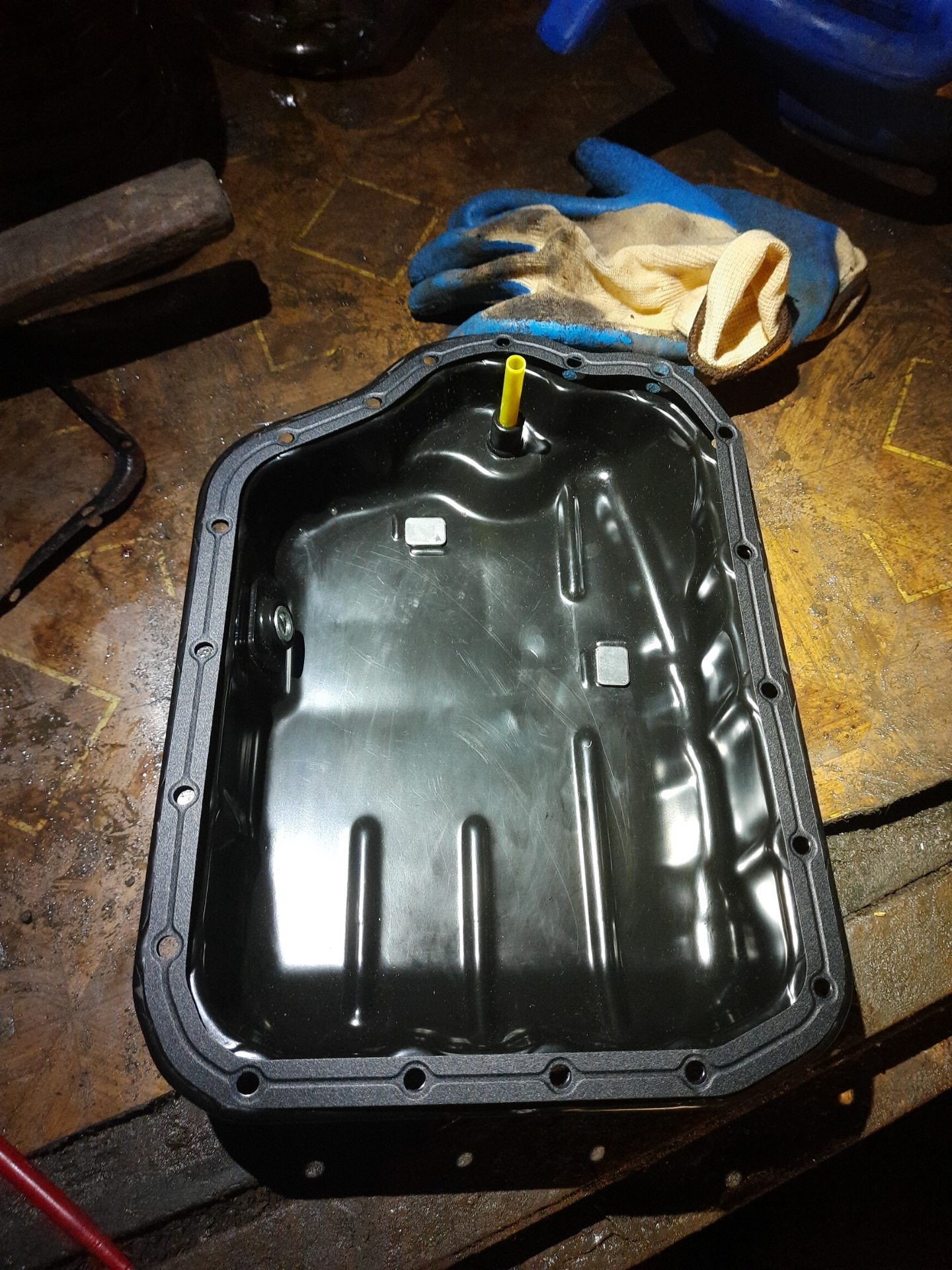 Замена жидкости вариатора — Toyota Voxy (3G), 2 л, 2016 года | своими ...