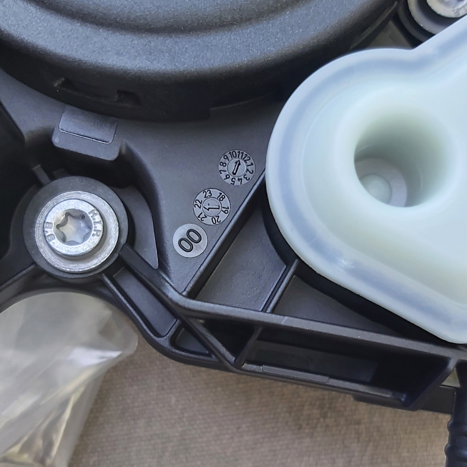 Маслоотделитель 06K103495BM — Skoda Octavia A7 Mk3, 1,8 л, 2019 года ...