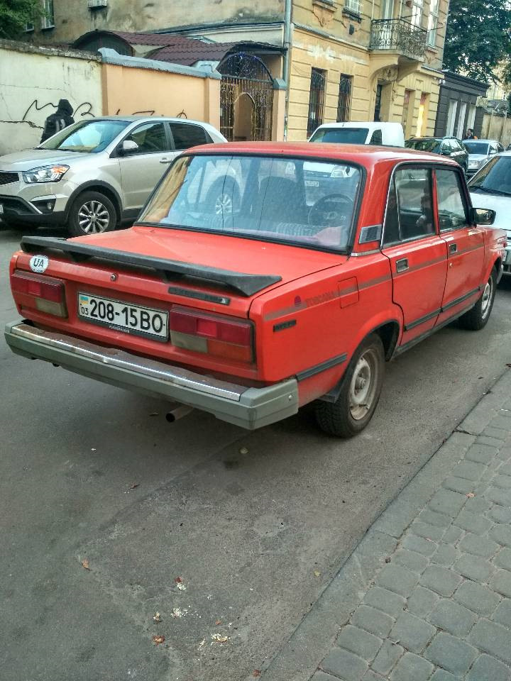 Дилерские наклейки Streifenset — наборы полос от Deutsche Lada
