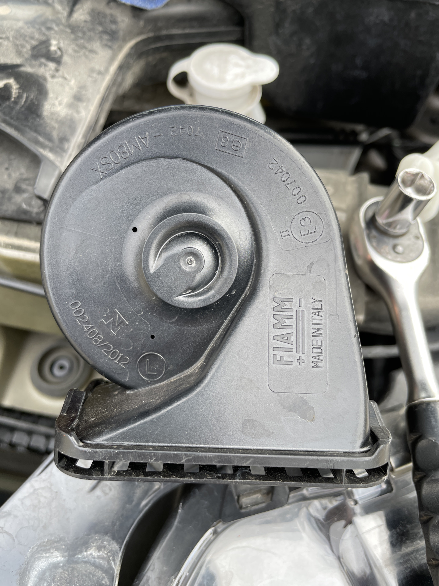 Звуковой сигнал Мицубиси аутлендер 3. — DRIVE2