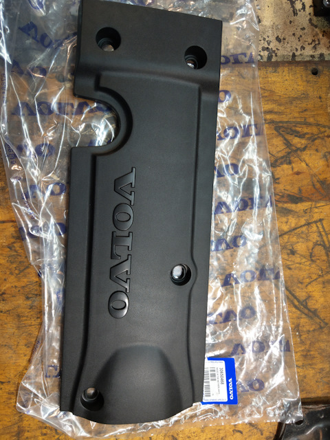 30650468 Крышка двигателя Volvo | Запчасти на DRIVE2