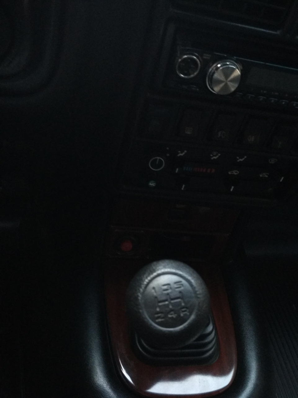 ДЕРЯВАЯ РУЧКА КПП — ГАЗ 3102, 2,3 л, 2004 года | стайлинг | DRIVE2