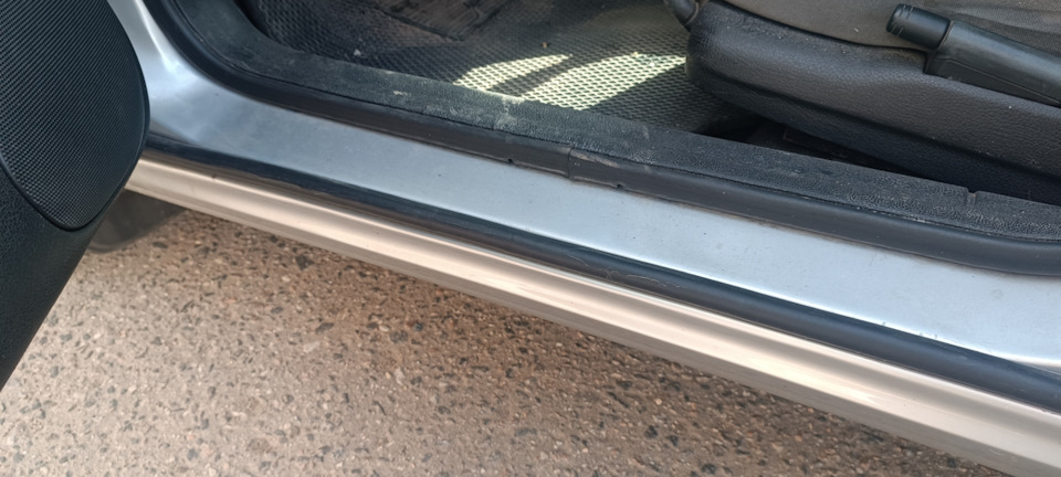 Уплотнитель порога — Peugeot 406, 1,8 л, 1999 года | аксессуары | DRIVE2