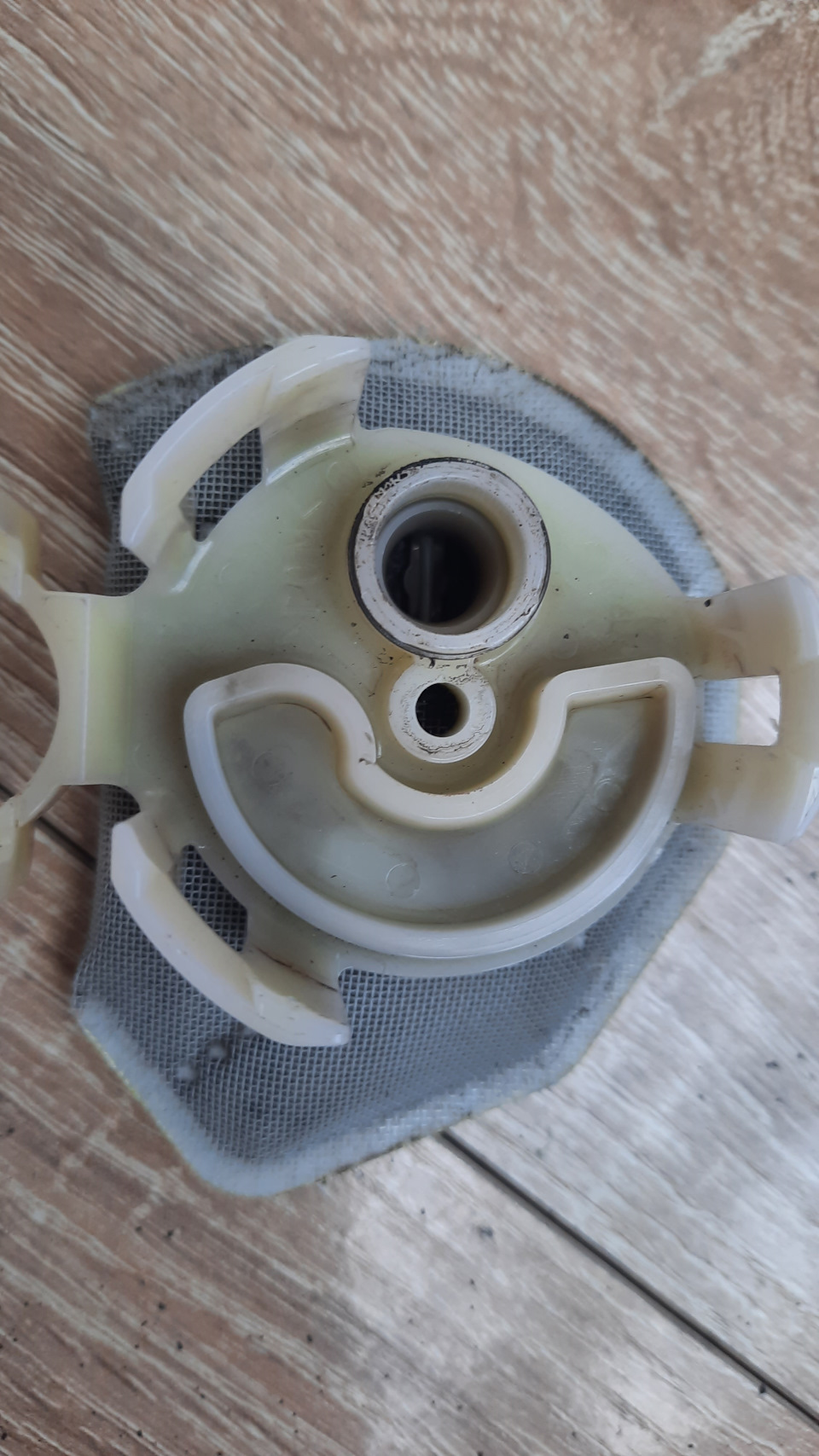 16. Замена Топливного фильтра Lexus RX350 (270, 450Н) и как отличить ...