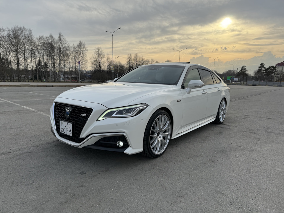 Переобулся на лето. Rays R20 — Toyota Crown (S220), 3,5 л, 2018 года | колёсные диски | DRIVE2