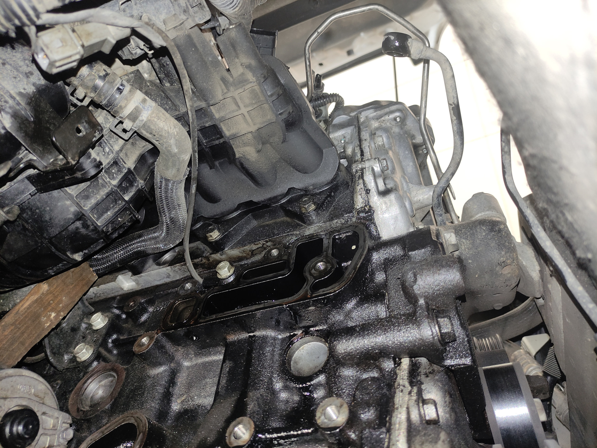 Замена прокладок теплообменника — Chevrolet Orlando (1G), 2 л, 2013 ...