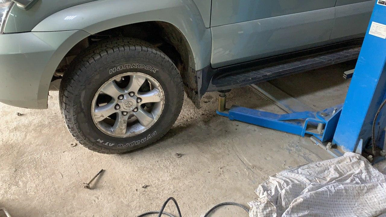 Возвращение на оригинальные подушки кузова — Toyota Land Cruiser Prado ...