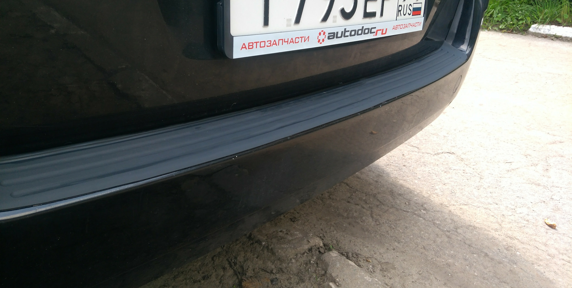 Наклейка на задний бампер — Opel Zafira B, 1,8 л, 2010 года ...