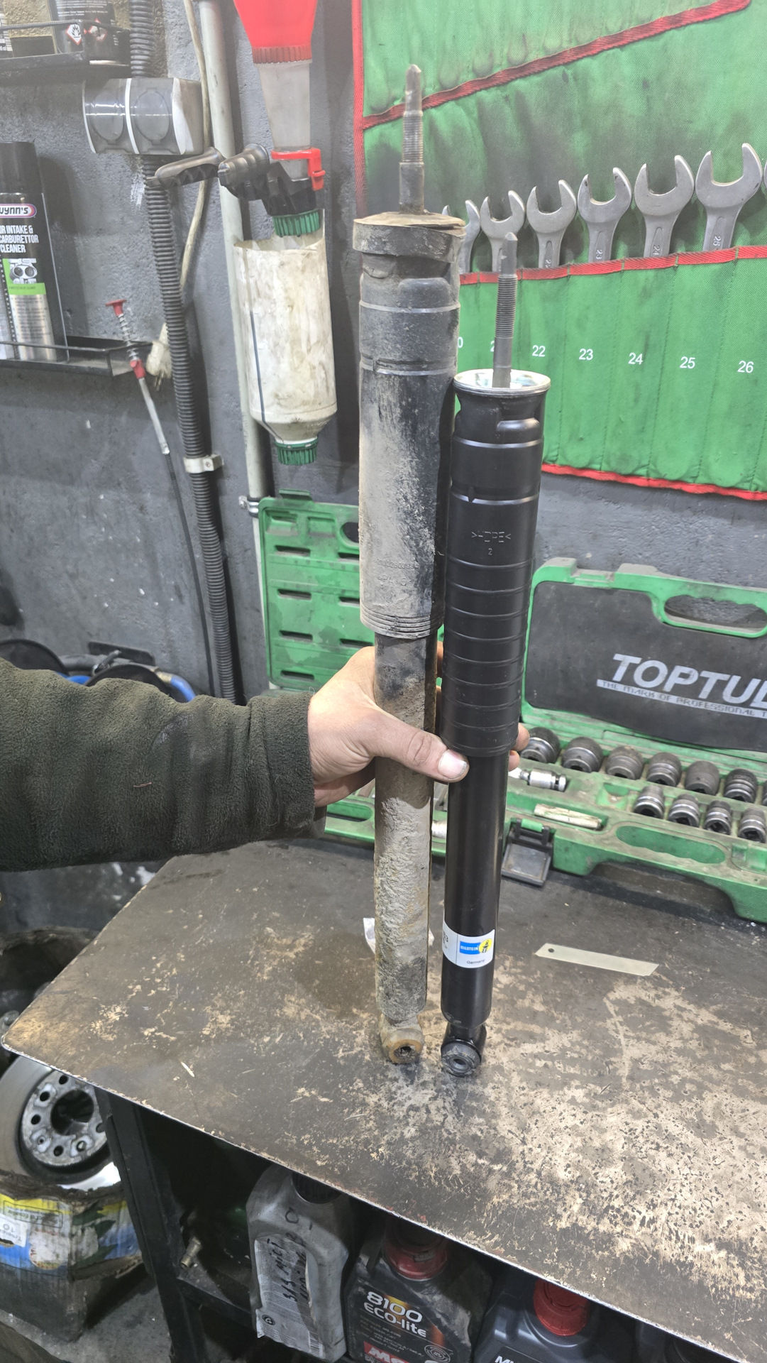 Задние Амортизатори W210 4 matic — Mercedes-Benz E-Class (W210), 2,8 л ...