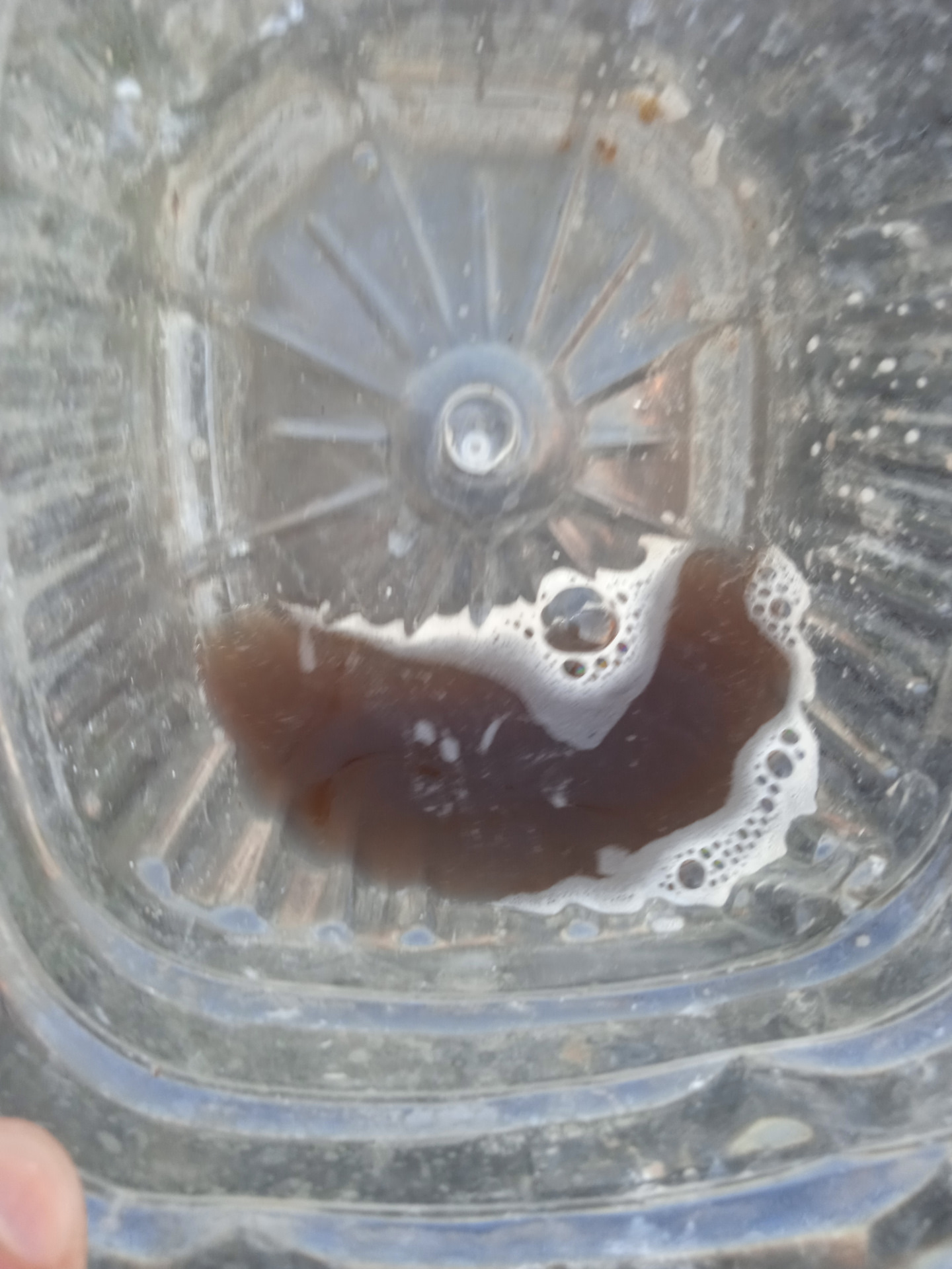 Замена ролика натяжителя приводного ремня, ремонт направляющей заднего ...