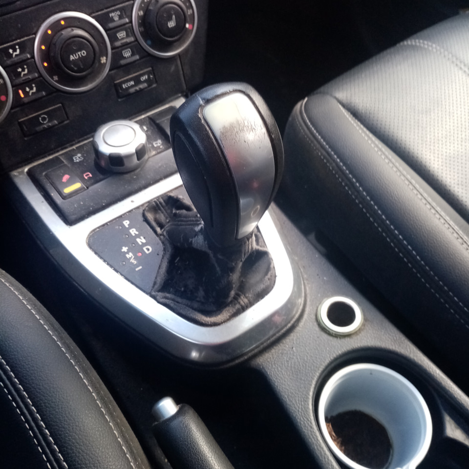 Обшыл ручку АКП — Land Rover Freelander 2 (L359), 2,2 л, 2008 года ...