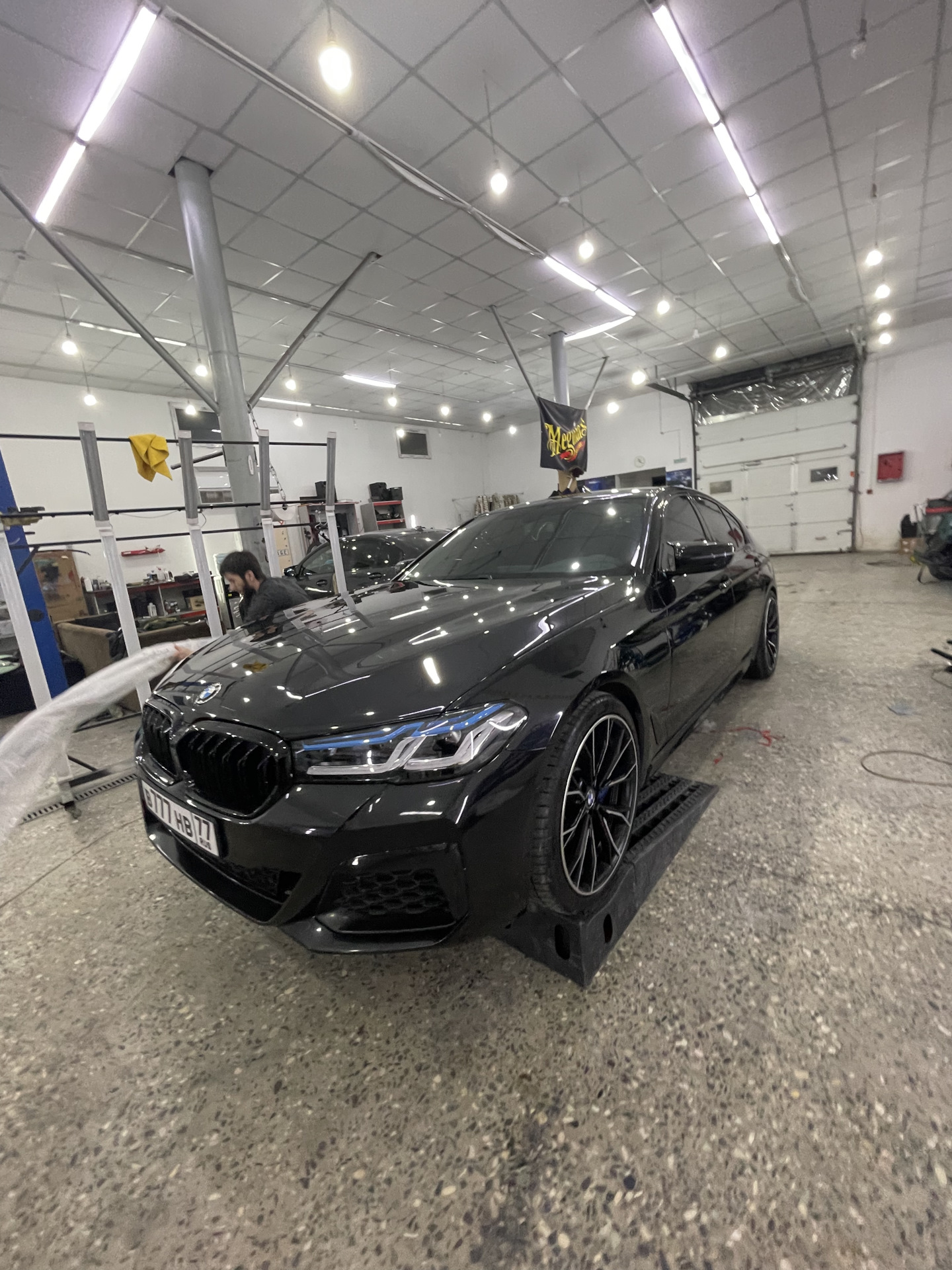 Фонари LCI и спойлер — BMW 5 series (G30), 2 л, 2019 года | стайлинг ...