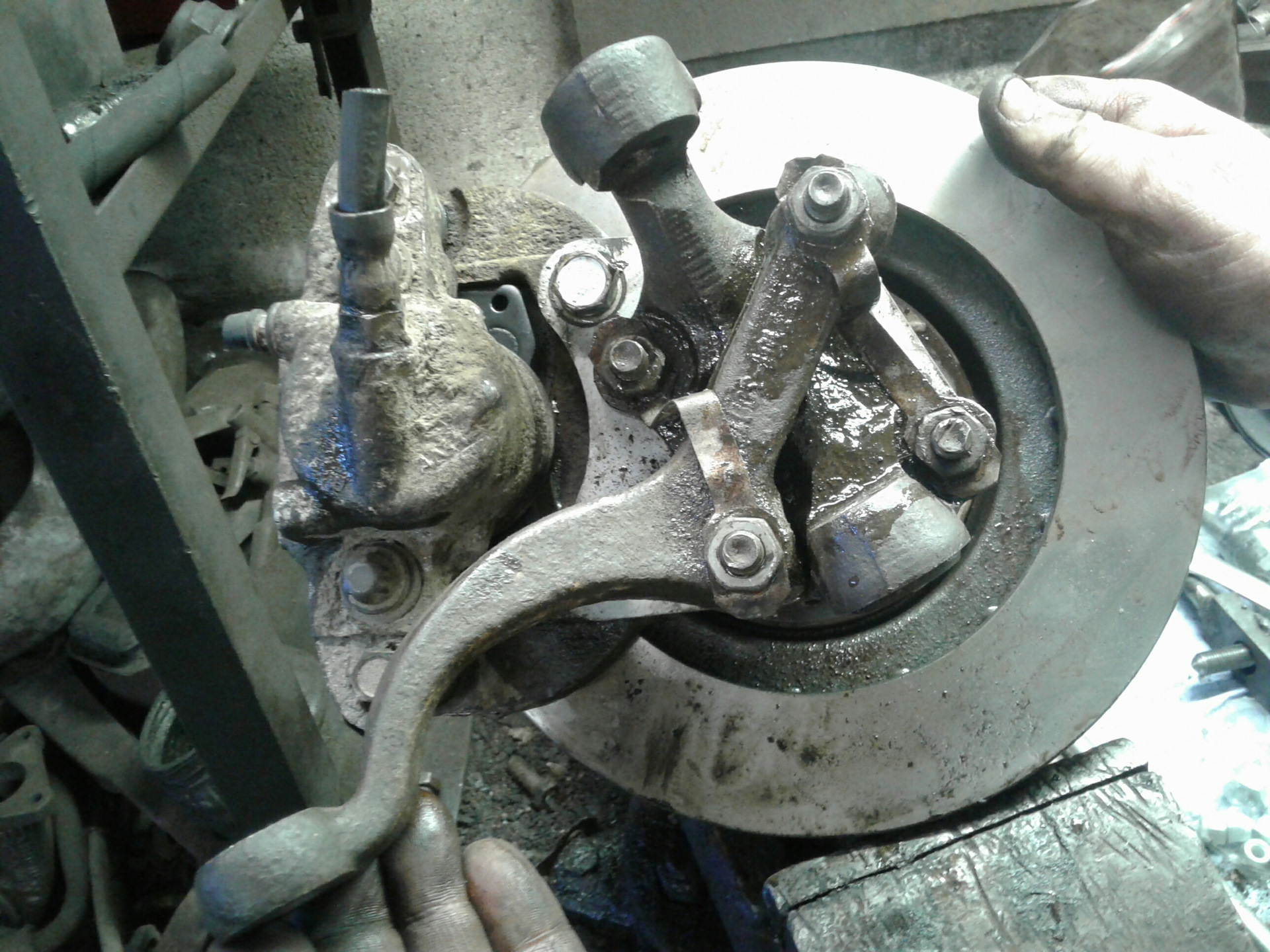 ТО 198000 и сюрприз под капотом — Volvo C30, 2 л, 2007 года | плановое ...