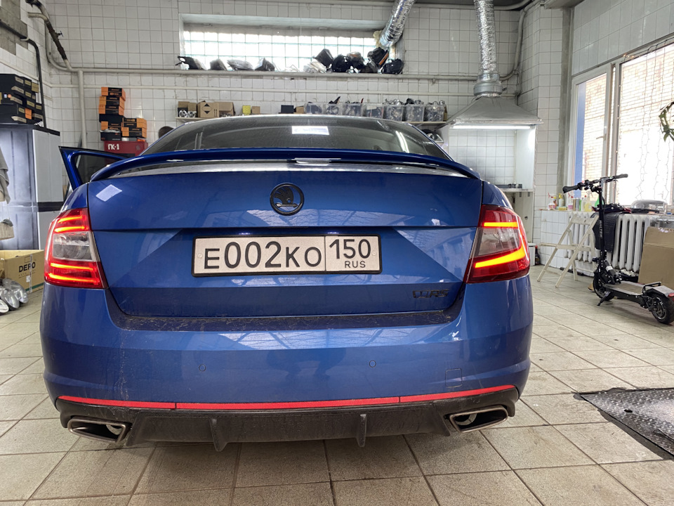 Замена фонарей на fl — Skoda Octavia RS A7 Mk3, 2 л, 2020 года ...