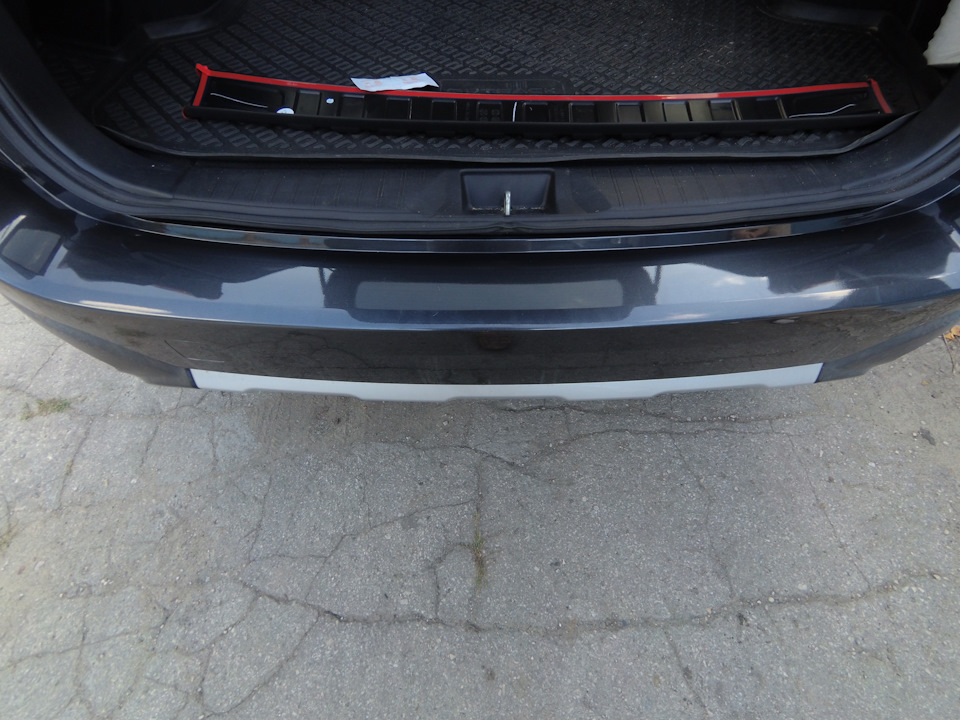 Как защитить задний бампер от царапин? Инструкция установки накладки на ...