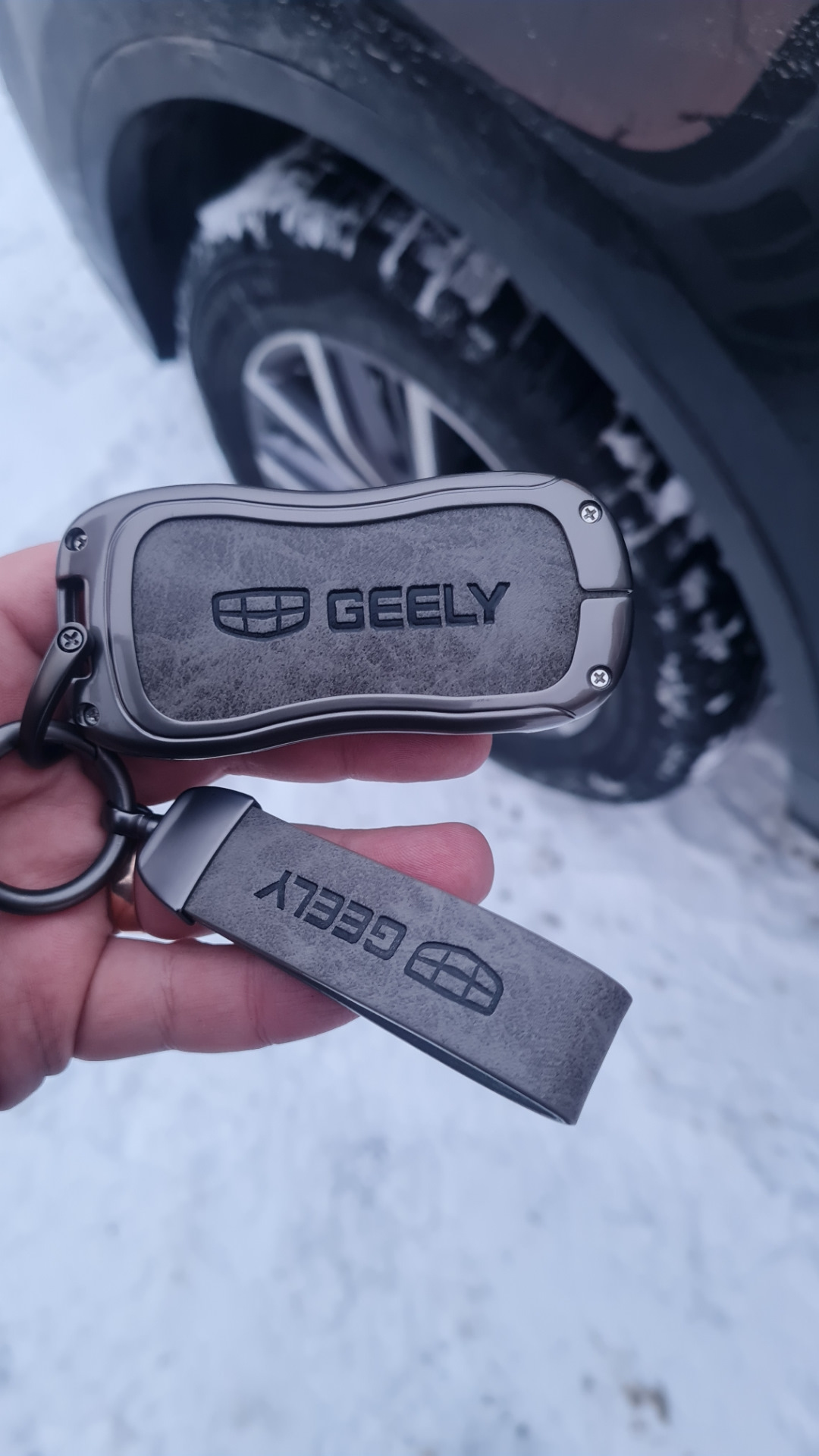 Зимние дворники и мелочь с Алишки — Geely Atlas Pro, 1,5 л, 2023 года ...