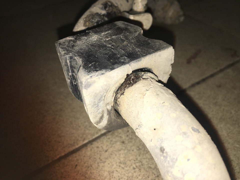 Замена втулок стабилизатора — Mercedes-Benz C-Class Sportcoupe (C203 ...