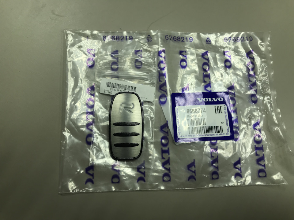 8666774 крышка Volvo | Запчасти на DRIVE2