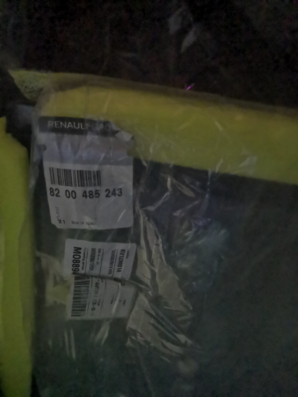 8200485243 Стекло лобовое RENAULT | Запчасти на DRIVE2