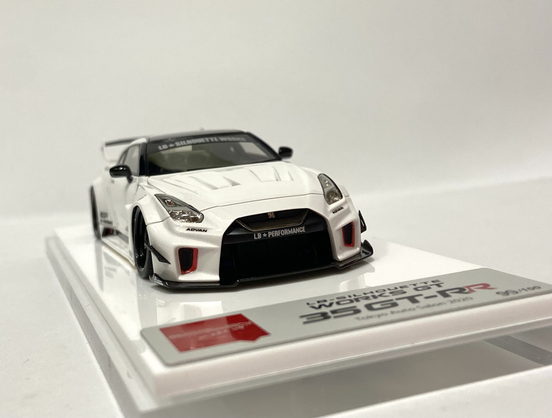 Nissan GTR R35 LBWK 1/43 makeup — Сообщество «Масштабные Модели» на DRIVE2