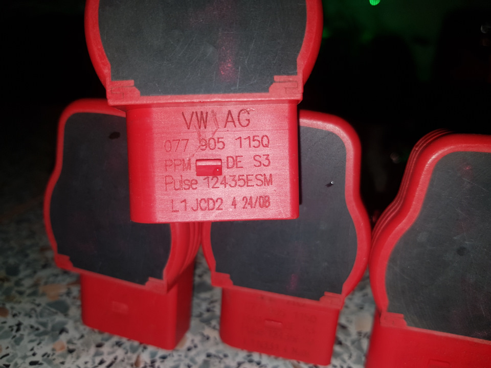 077905115Q Катушка зажигания 48088 VAG | Запчасти на DRIVE2