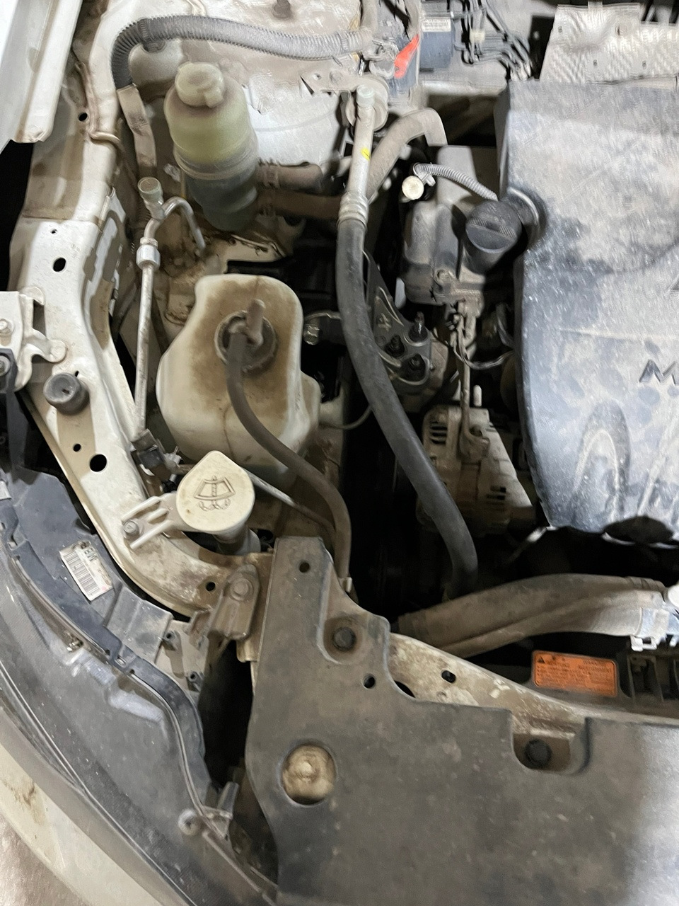 Замена опор двигателя — Mitsubishi Lancer X, 1,6 л, 2012 года | визит ...