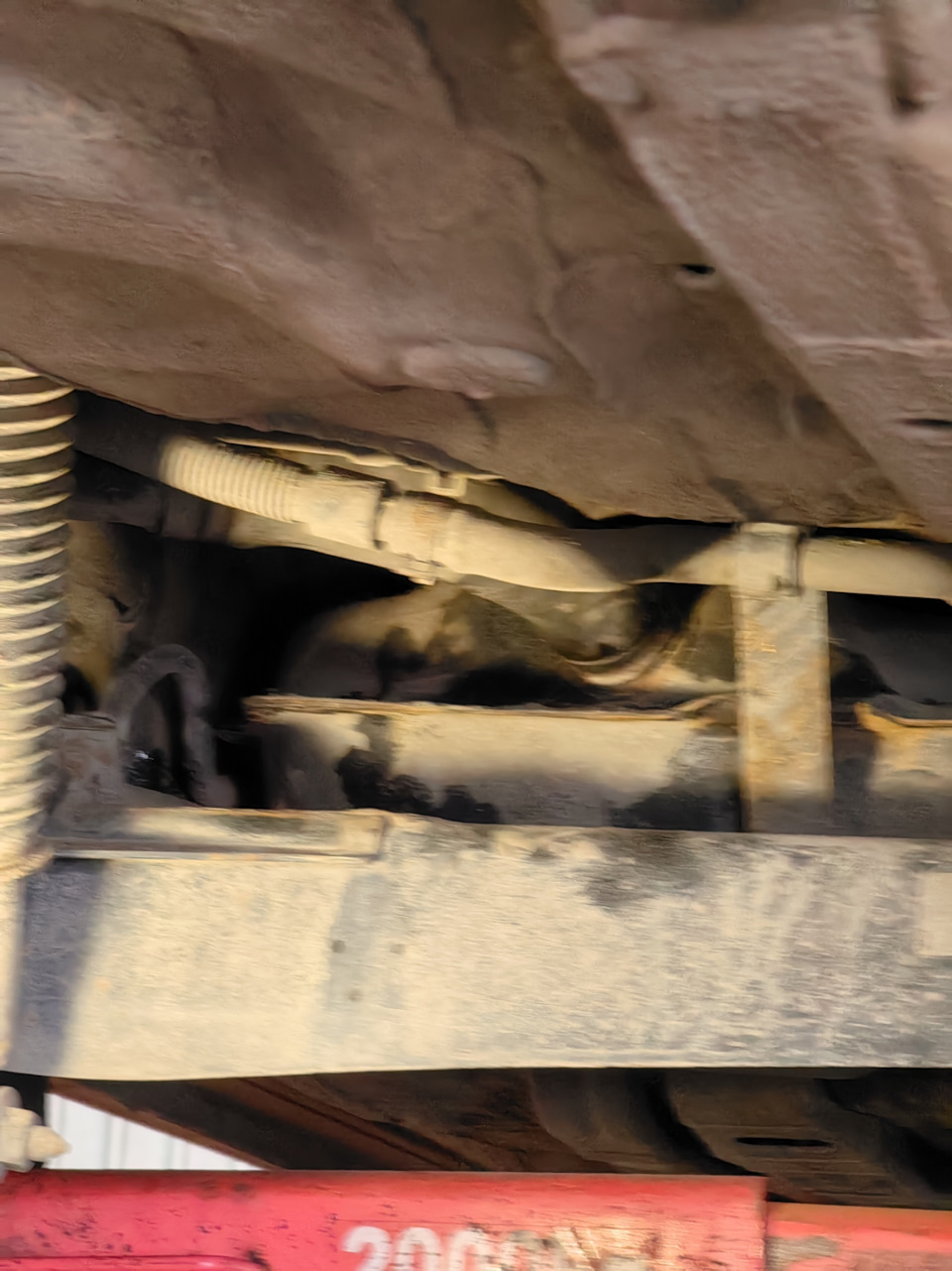 Замена патрубка бензобака — Hyundai Solaris (1G), 1,6 л, 2011 года ...