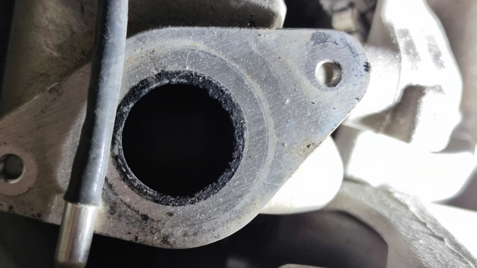 Чистка впускного коллектора n47 — BMW 5 series (F10), 2 л, 2013 года ...