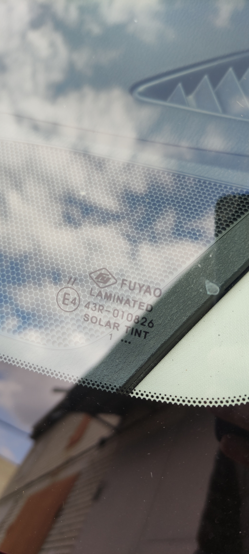 Замена лобового стекла FUYAO — Mazda CX-5 (1G), 2 л, 2016 года | кузовной ремонт | DRIVE2