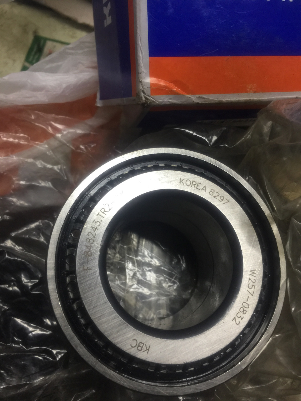 Замена заднего ступичного подшипника — Hyundai Grand Starex, 2,5 л ...