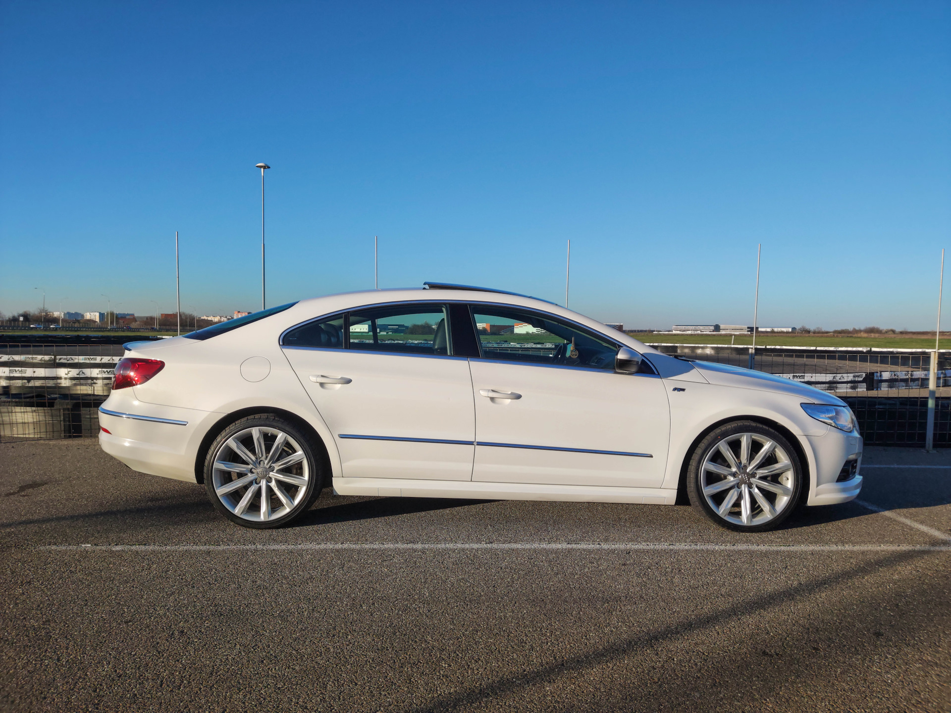 Новые диски — SPEEDLINE — Volkswagen Passat CC, 2 л, 2011 года ...