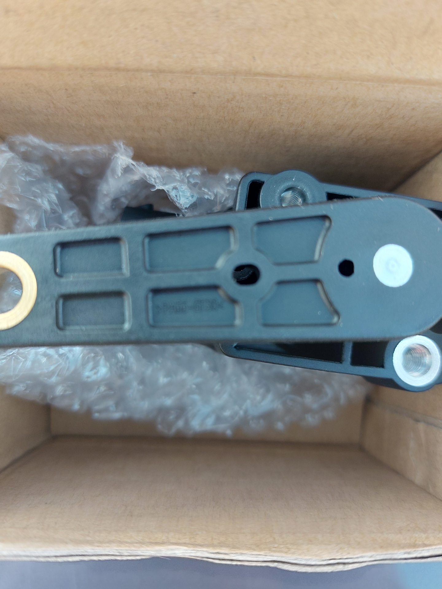 Датчик уровня высоты подвески — Ford Mondeo IV, 2 л, 2012 года ...