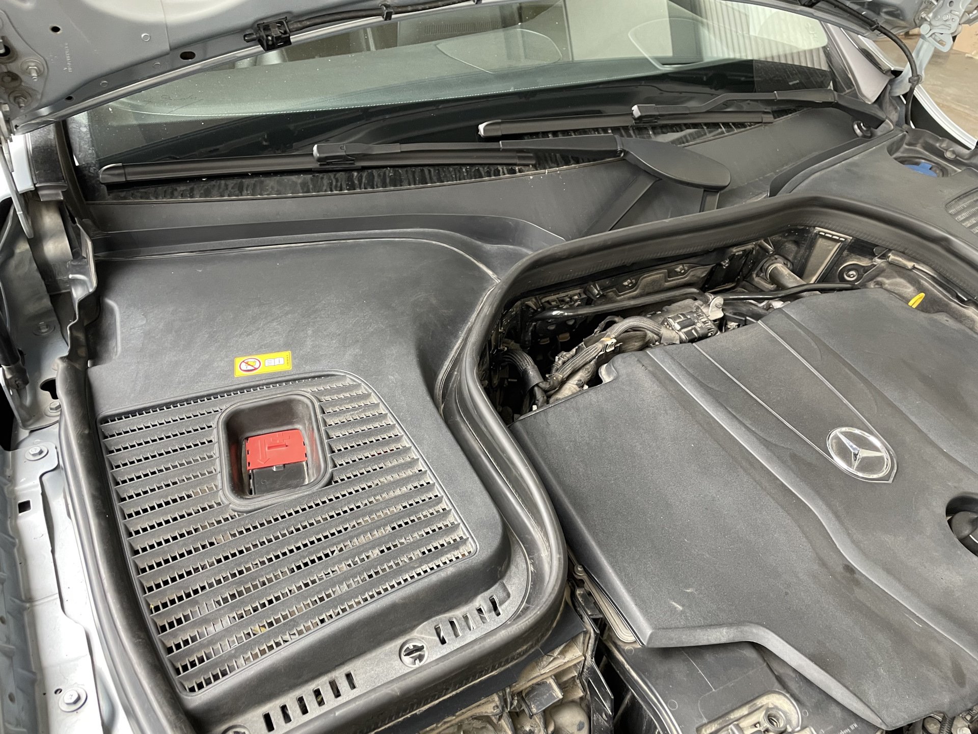 Замена аккумулятора + AdBlue — Mercedes-Benz GLC-Class (X253), 2,2 л ...