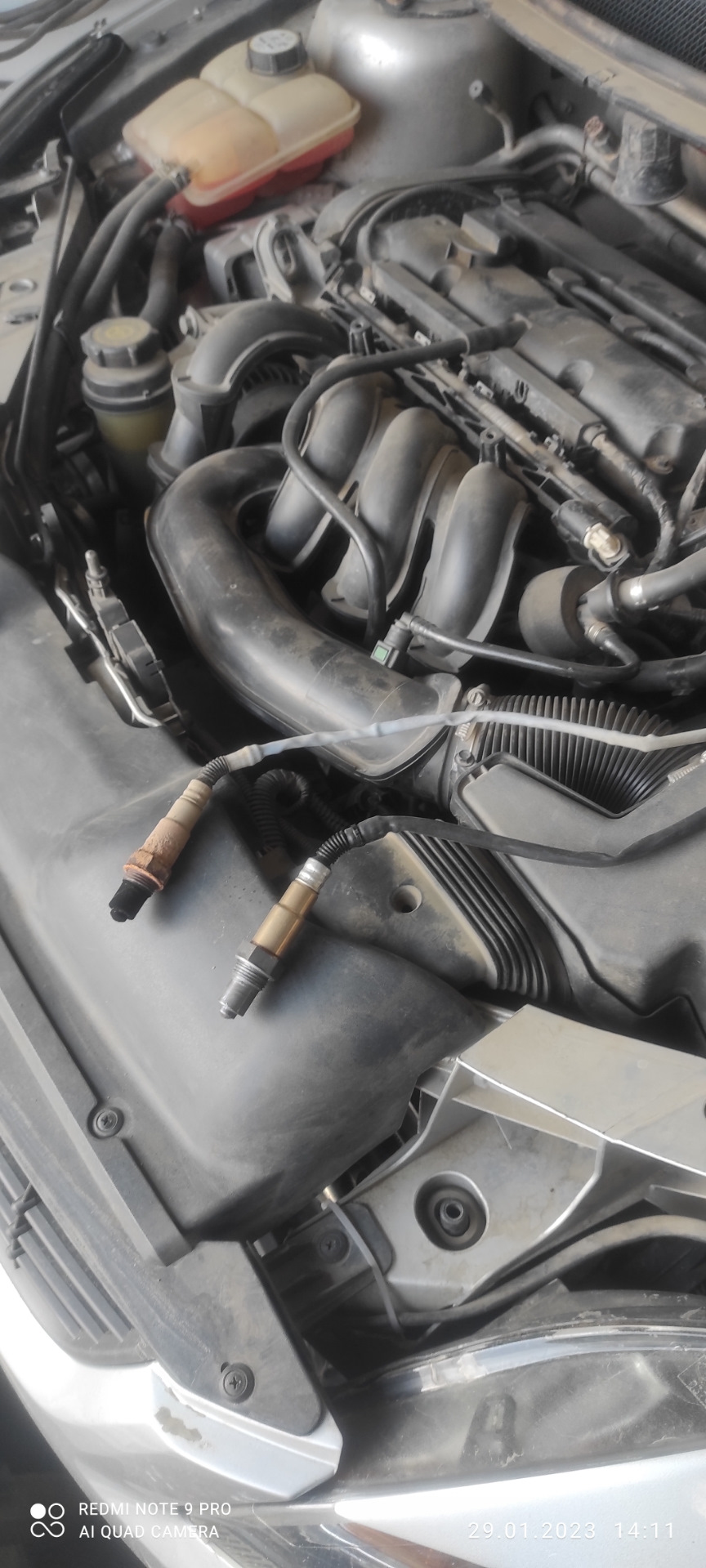 Замена второй лямбды — Ford Focus Hatchback II, 1,6 л, 2008 года ...
